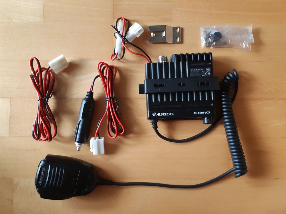 Albrecht AE6110 CB-Funkgerät + Albrecht 6522 CB 95 Antenne | Kaufen auf Ricardo