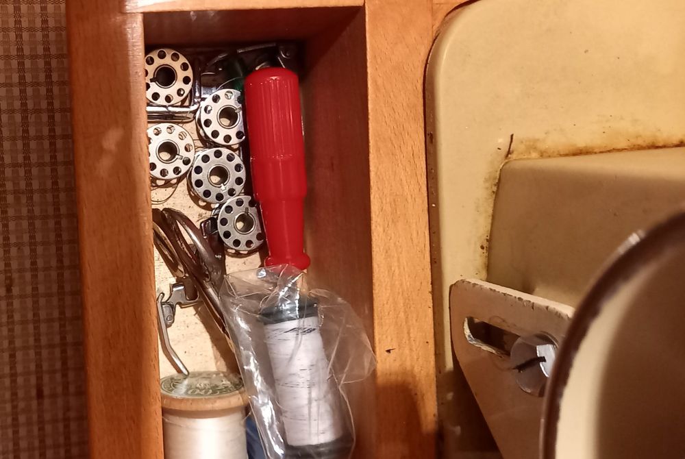 Ideal electrino Nähmaschine Zick Zack spezial (Gebraucht) in ...