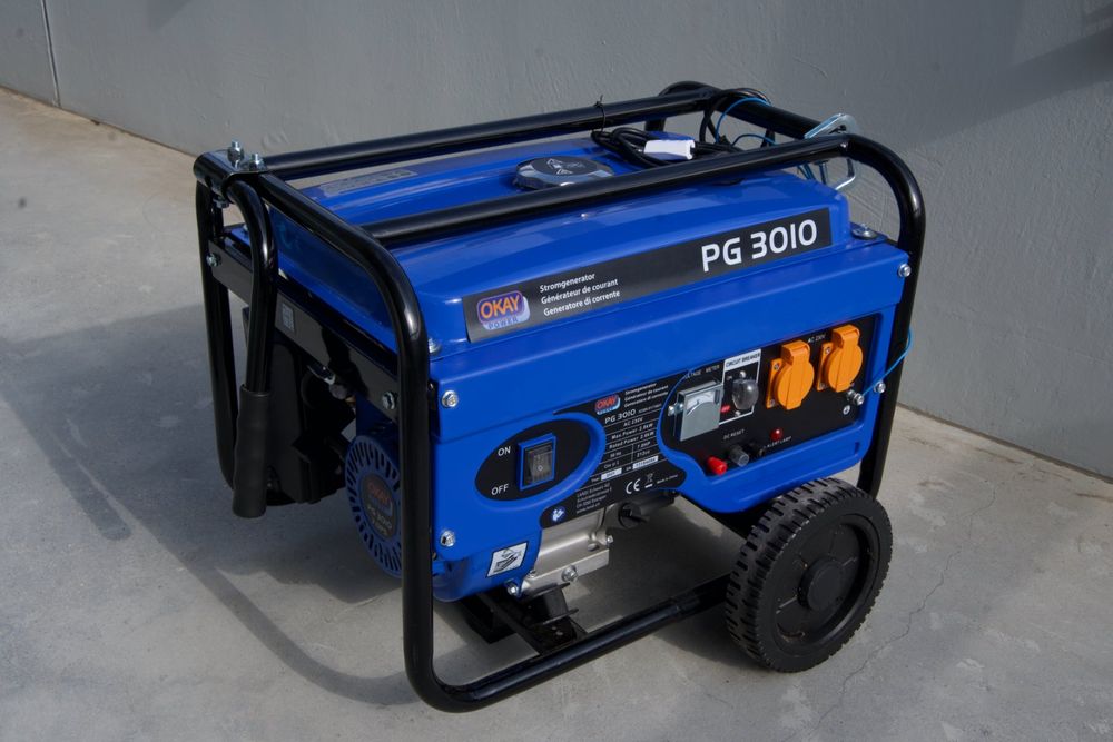 Stromgenerator ungebraucht! Motorleistung: 2800W (Neu (gemäss ...