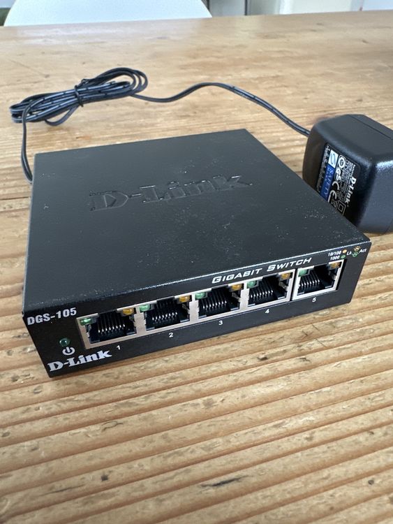 D-Link Gigabit Switch DGS-105 5-Port Netzwerk Switch (Neu (gemäss ...