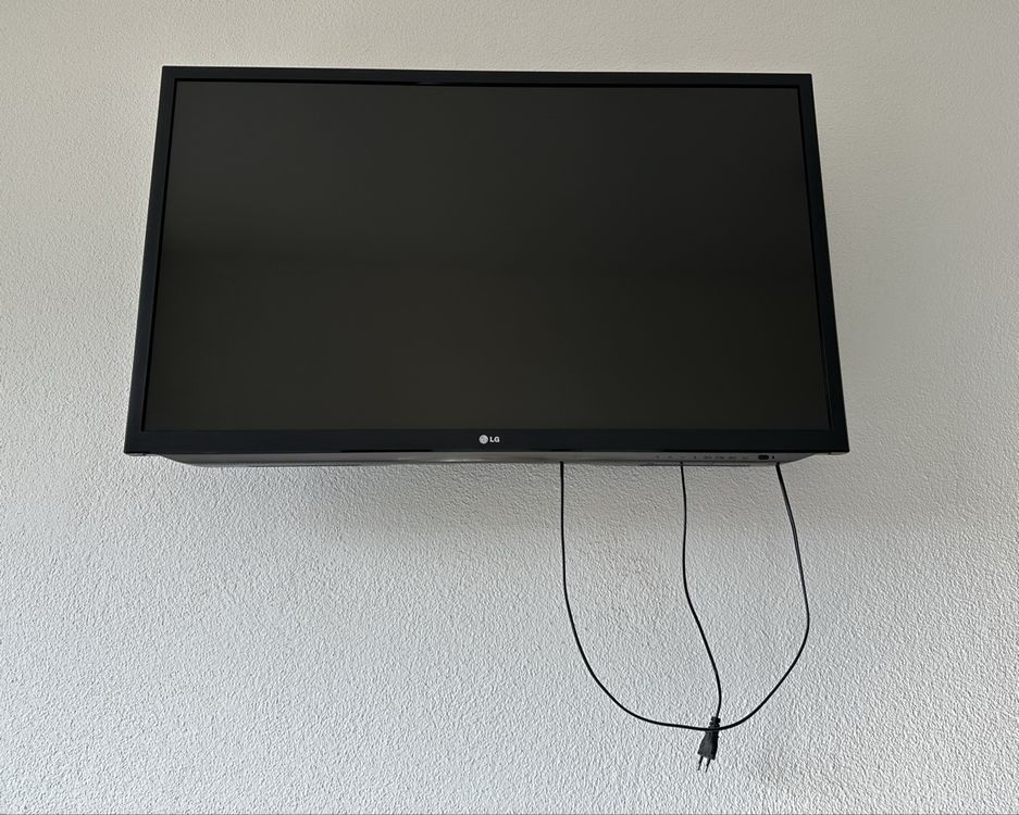 LG 42LN5400 42" Full HD TV | Kaufen auf Ricardo