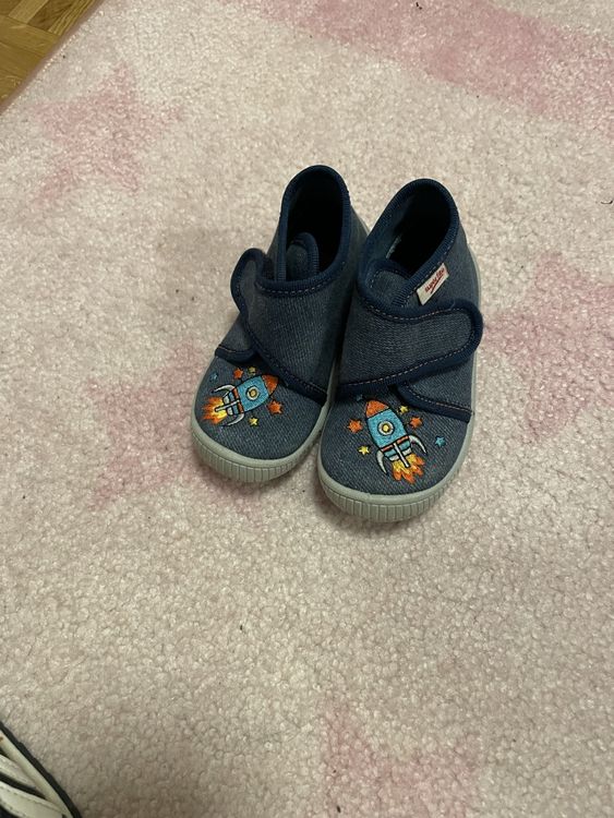 Chaussons Superfit, taille 20, motif fusée 🚀, garçon. (D'occasion) à ...