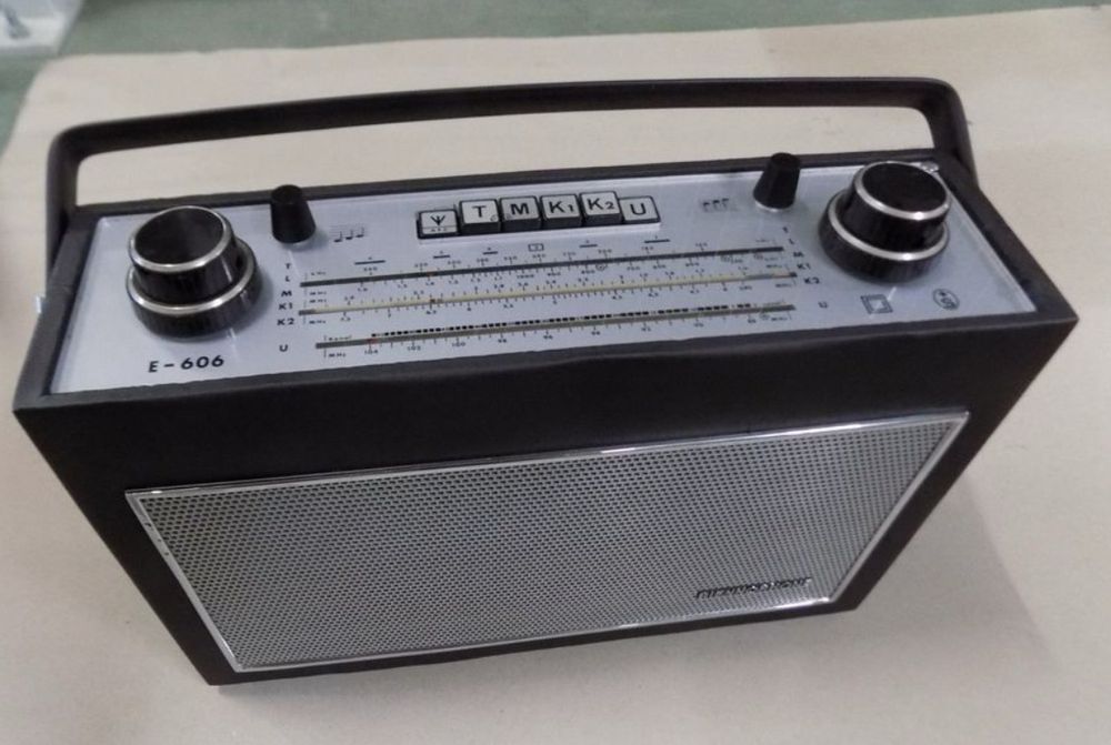 Transistor-Empfänger Militär E-606 (Gebraucht) in Basel für CHF 82 ...