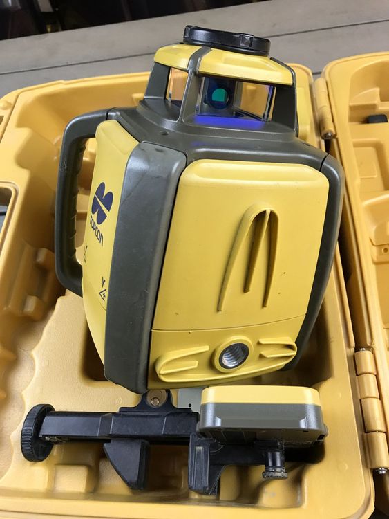 Topcon RL-SV2S Laiser Baustellenlaiser, Kreuzlinien Laiser (Gebraucht ...