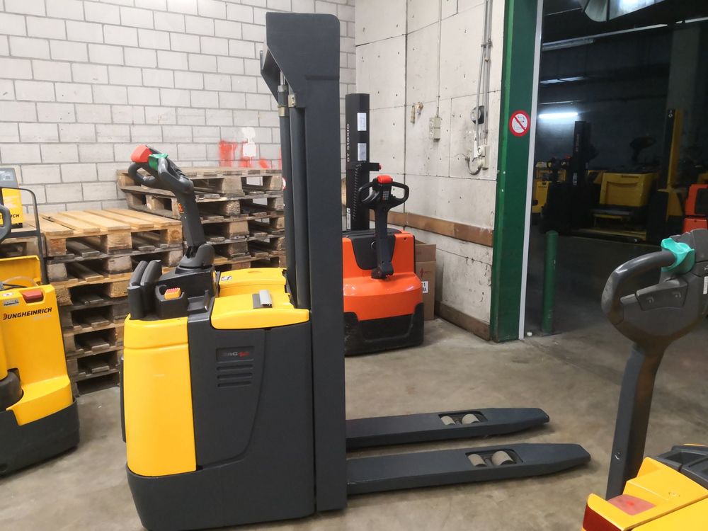 Jungheinrich ERC 214 Hubhöhe 2.9 Meter | Kaufen auf Ricardo