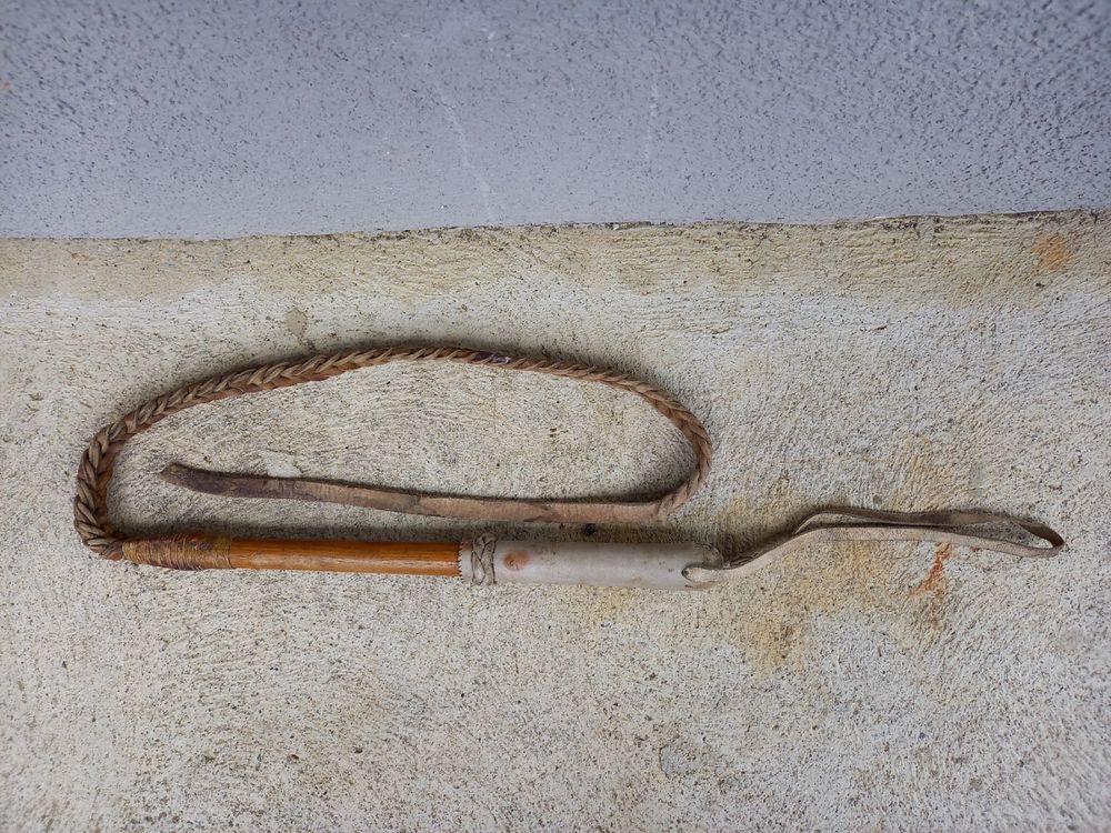 Cravache ancienne, fouet en bois et cuir tressé | Kaufen auf Ricardo