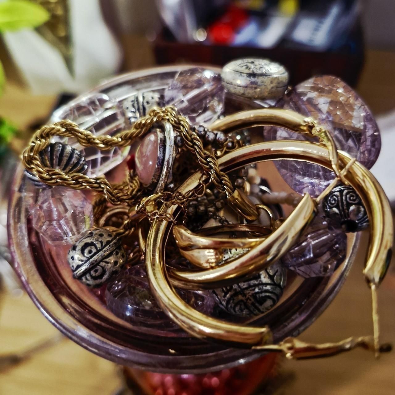 Mystery jewelry jar - complete random (Gebraucht) in Neuchâtel für CHF ...