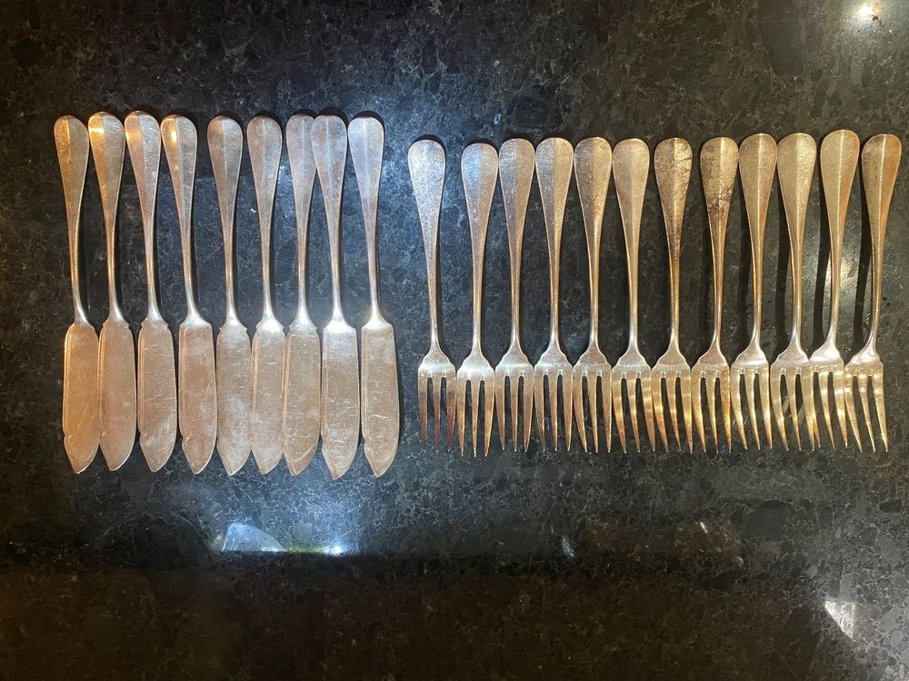 Silberbesteck Fisch (Gebraucht) in Bassersdorf für CHF 25 – mit Lieferung auf Ricardo kaufen