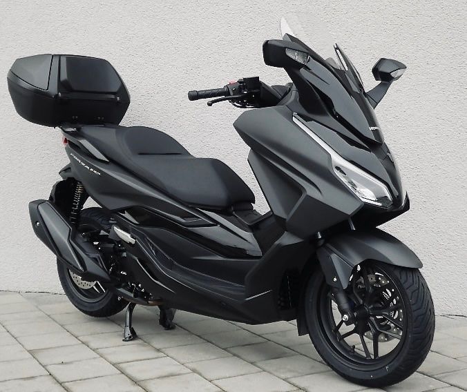 Honda Forza 350 mit Smart Topcase, Puig Windschild, Garantie (Gebraucht ...