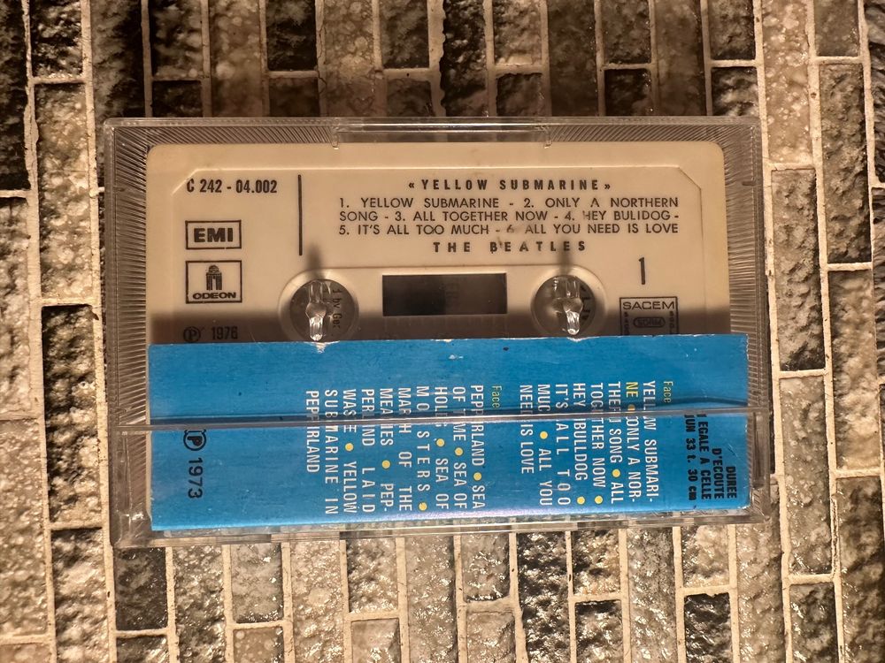 The Beatles - Yellow Submarine Kassette Album RARE (Gebraucht) in Baden für CHF 15 – mit ...