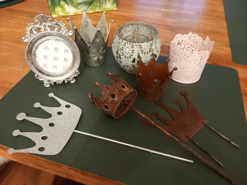 Acht Dekos / Shabby (Gebraucht) in Aegerten für CHF 10 – mit Lieferung ...