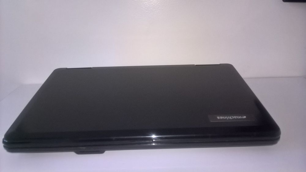 Acer emachines E725 15.6 Zoll Windows 10 | Kaufen auf Ricardo