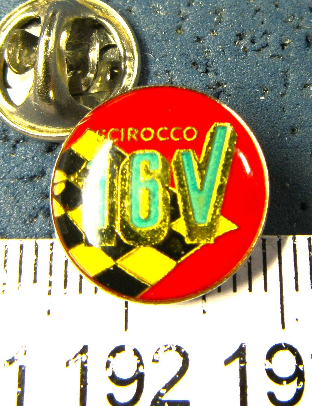 VW SIROCCO 16 V AUTO PIN GLASIERT KLEIN (Gebraucht) in Ettingen für CHF ...