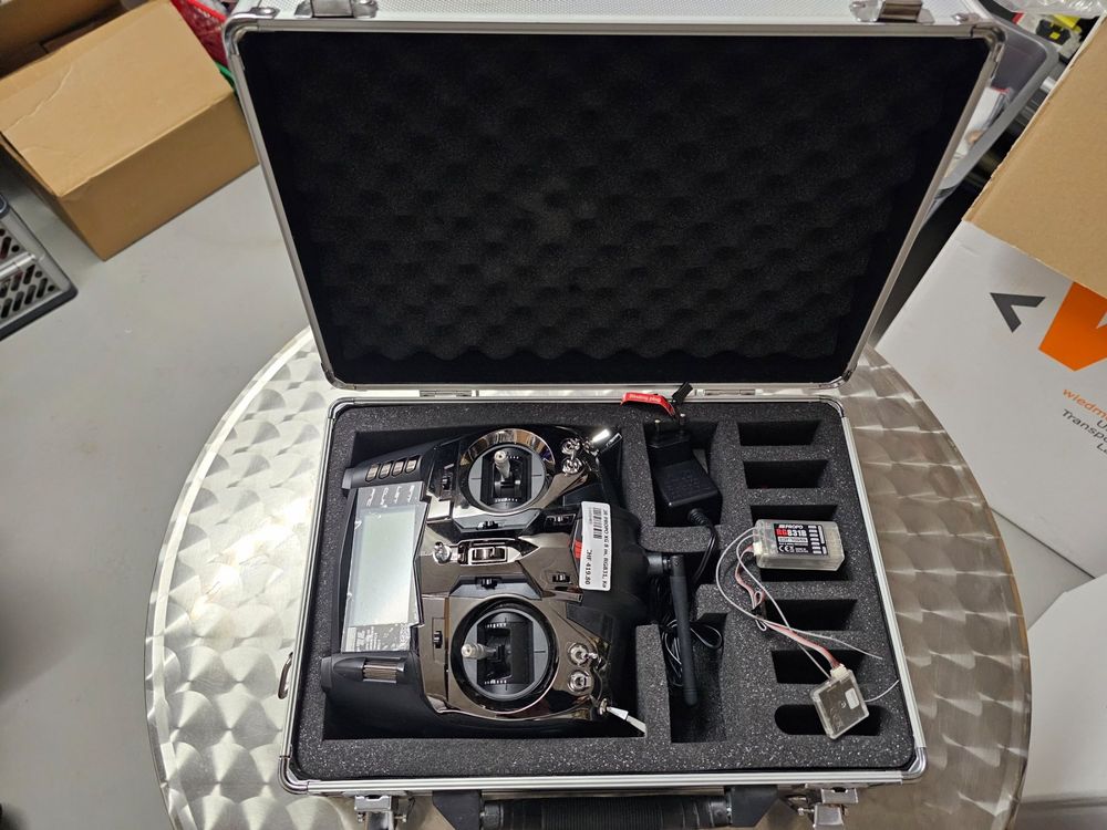 JR PROPO XG8 mit RG 831B Empfänger neu im Koffer (Neu und ...