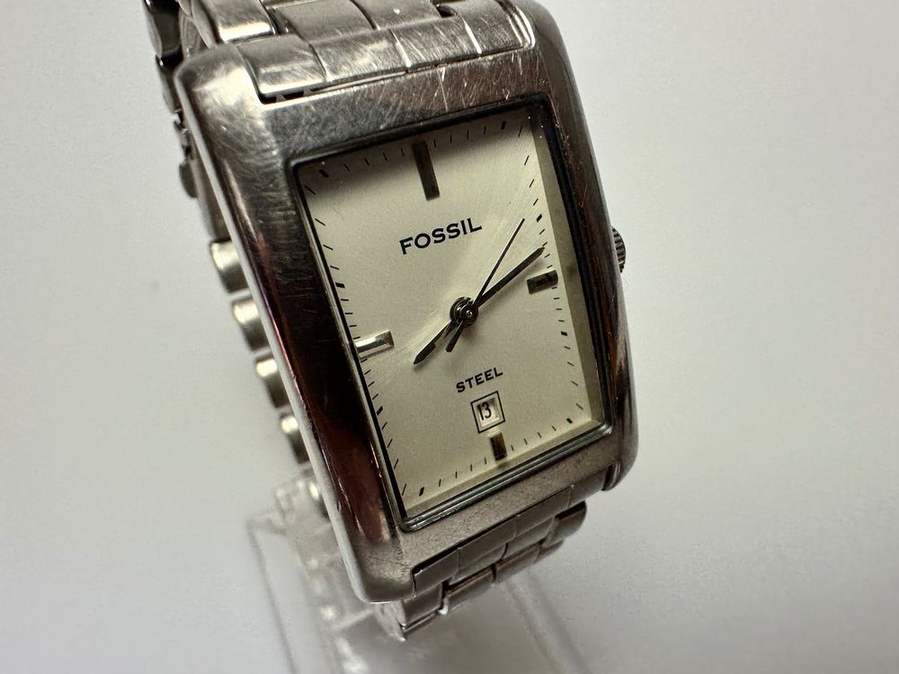 FOSSIL TANK NEUE BATTERIE LÄUFT (Gebraucht) in Wil für CHF 5 – mit ...