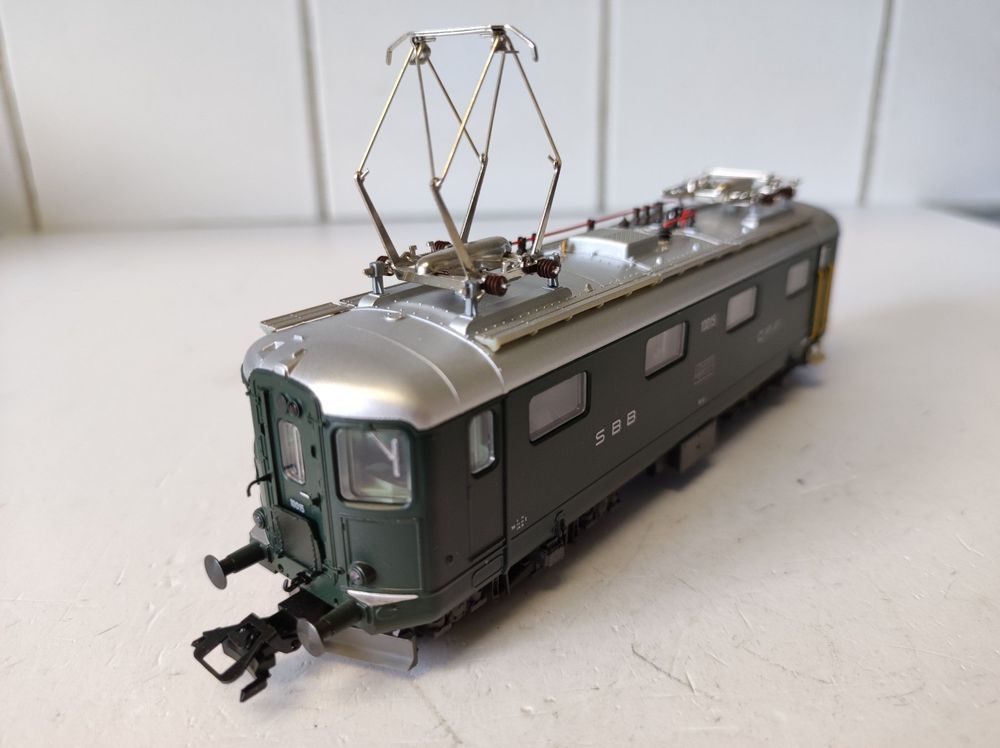 E-Lok SBB, Re 4/4 I, Lok-Nr. 10015, Digital, mfx. Sound | Kaufen auf Ricardo