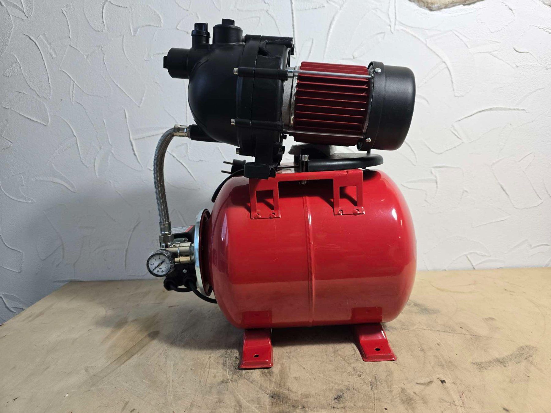 Hauswasserwerk 1000 W Gartenpumpe Wasserpumpe 44m mit Mangel (Neu ...