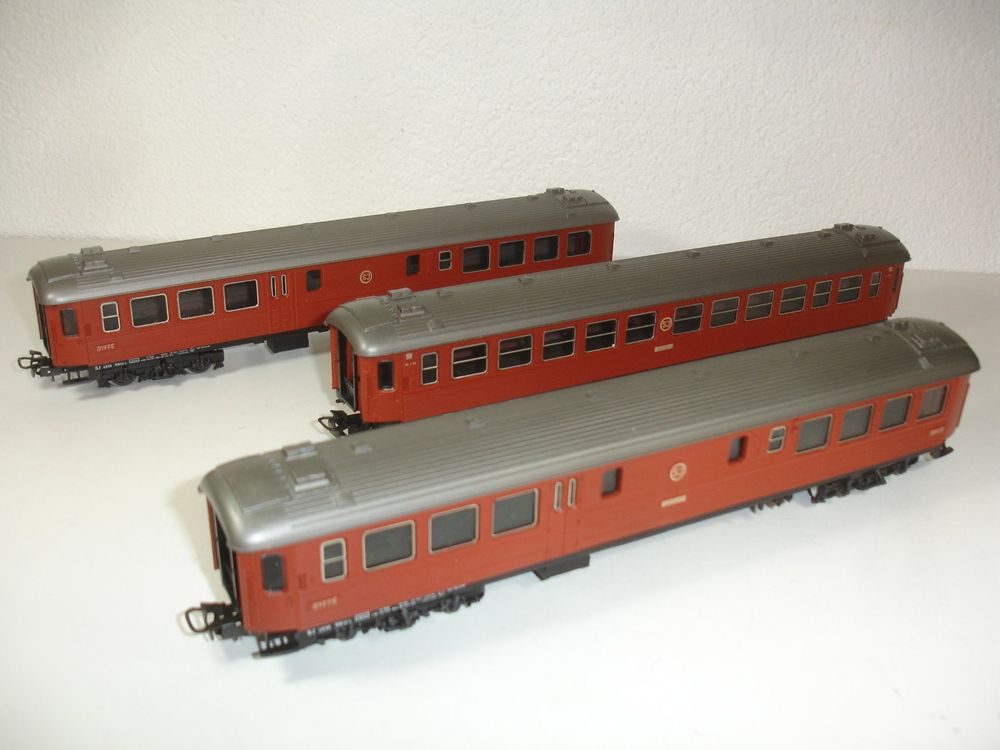 Märklin: 4072, 4073, 3 x schwedische Wagen SJ | Kaufen auf Ricardo
