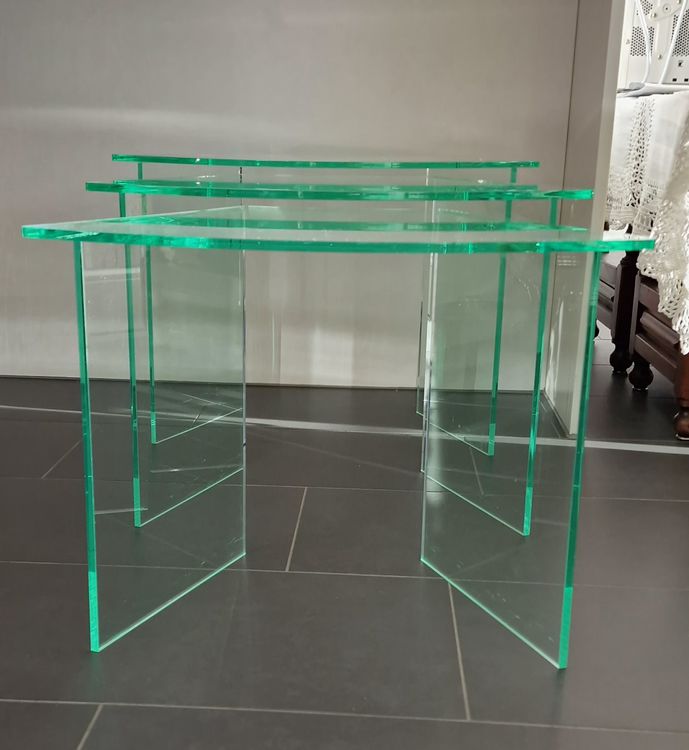 Tavolino di design moderno, preseta alcuni segni usura. (Usato) a ...