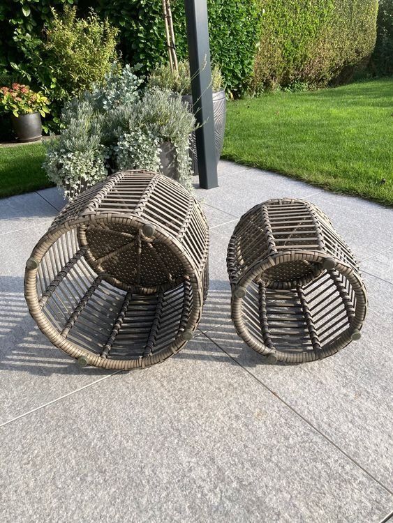 2 sehr schöne Beistell-Tischchen rund !!! (Gebraucht) in Egolzwil für ...