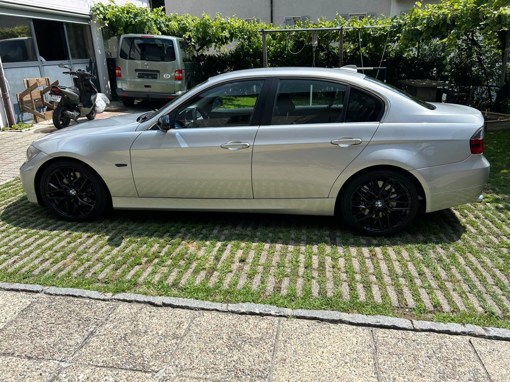 Vendo BMW e90 330i 150'000km Collaudata | Kaufen auf Ricardo