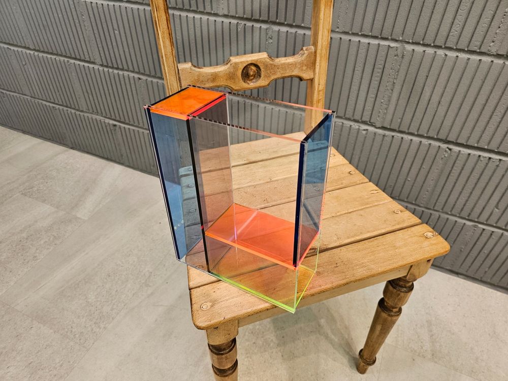 Mondri Vase PO-401, Piet Mondrian: Vase "Neon Mondrian" MoMa (Gebraucht ...