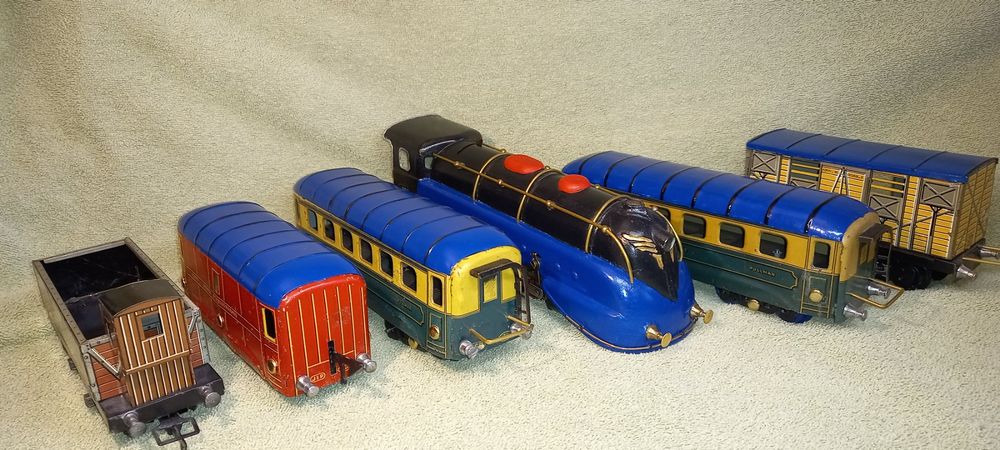 Antiker schöner JEP Zug Loki und 5 Wagen WS 3 leiter Spur 0 | Kaufen auf Ricardo