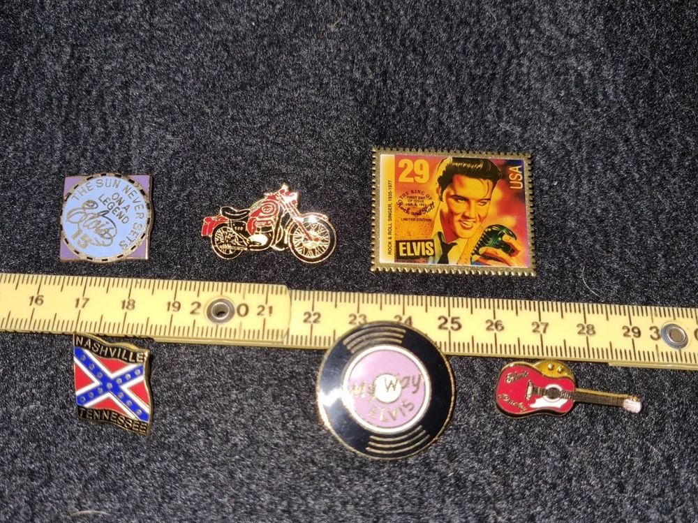 Diverse Pins, Thema Elvis Presley/USA | Kaufen auf Ricardo