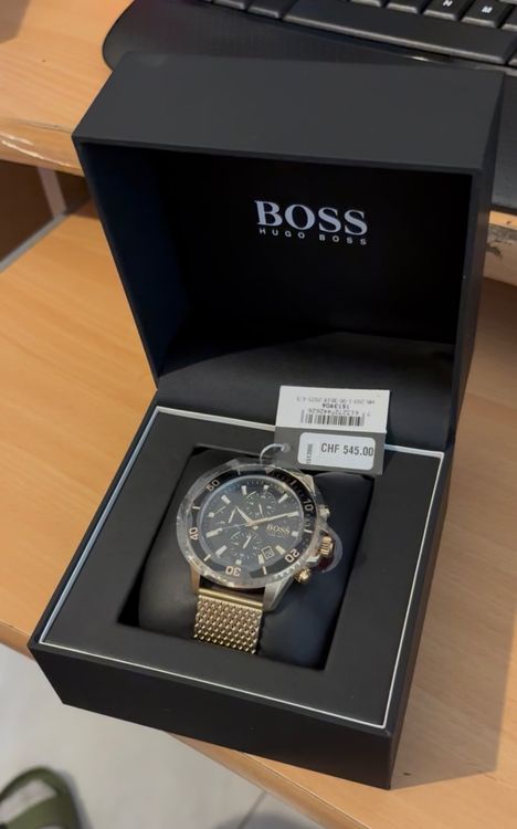 HUGO BOSS Uhr Orginalpreis 545.- (Neu und originalverpackt) in Zug für ...
