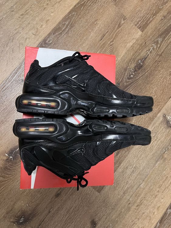 Nike Air Max Plus TN - triple black 44/US10 (Gebraucht) in Brügg BE für ...
