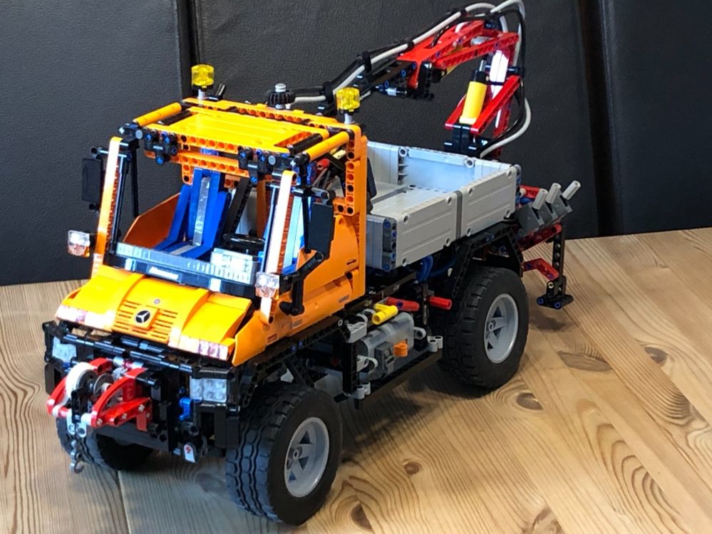 LEGO Technic 8110 Unimog U400 (D'occasion) à pour CHF 145 – avec ...