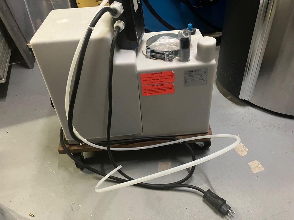 Fäkalienpumpe, Überflur-Kleinhebeanlage Biral Unibox 22g | Kaufen auf Ricardo