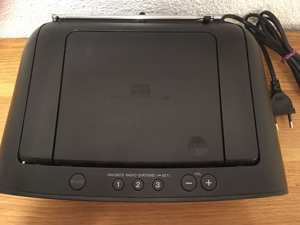 Sony Retro Radio mit CD Spieler (Gebraucht) in Zürich für CHF 25 – mit ...