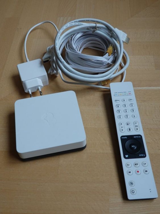 Swisscom TV Box UHD IP1400 (Gebraucht) in Zürich für CHF 1 – mit ...