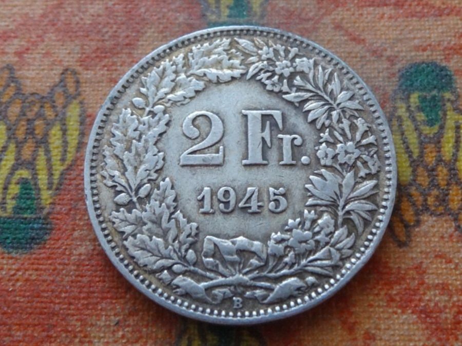 2 Fr. 1945 (Gebraucht) in Romanel-sur-Lausanne für CHF 7.9 – mit Lieferung auf Ricardo kaufen