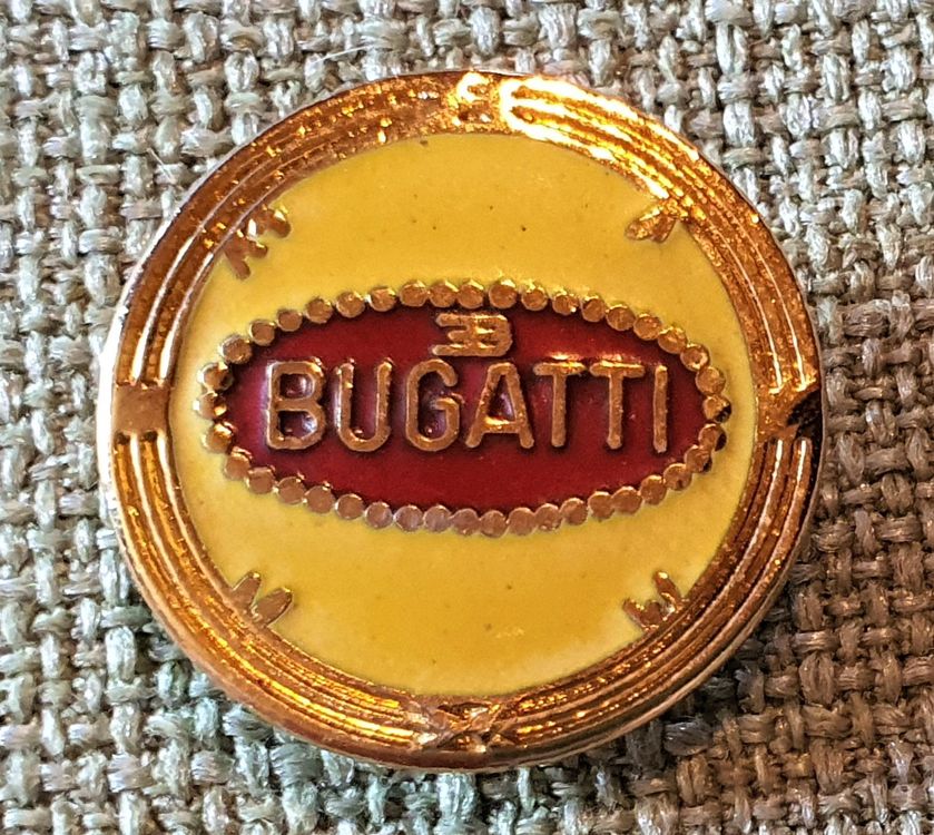 K319 - Pin 3B Bugatti Logo (Gebraucht) in Reinach BL für CHF 3.2 – mit ...