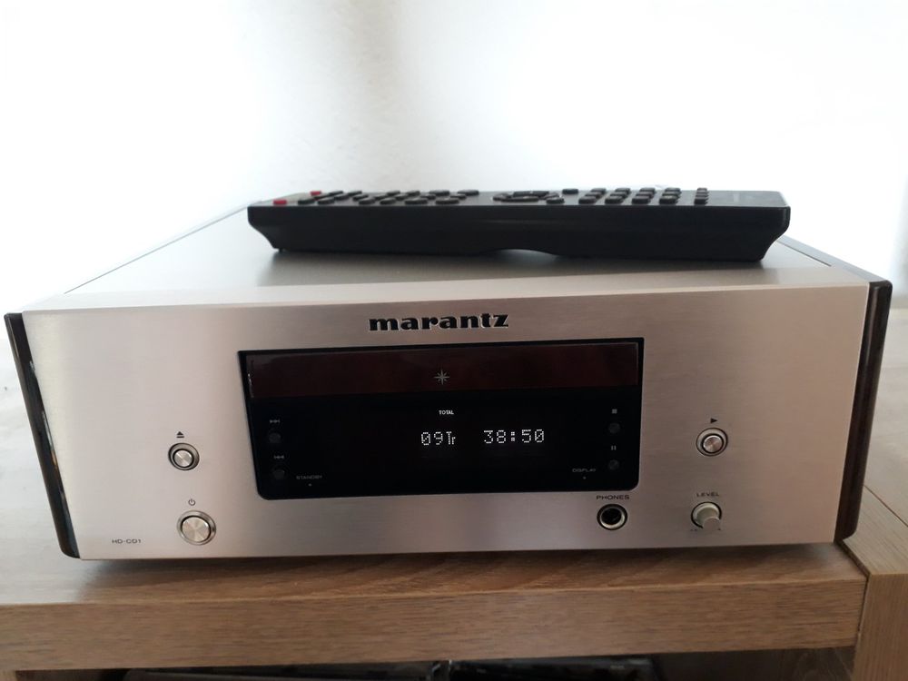 Beautiful CD player Marantz HD-CD1 - 1st owner (Gebraucht) in Tremona für CHF 325 – mit ...