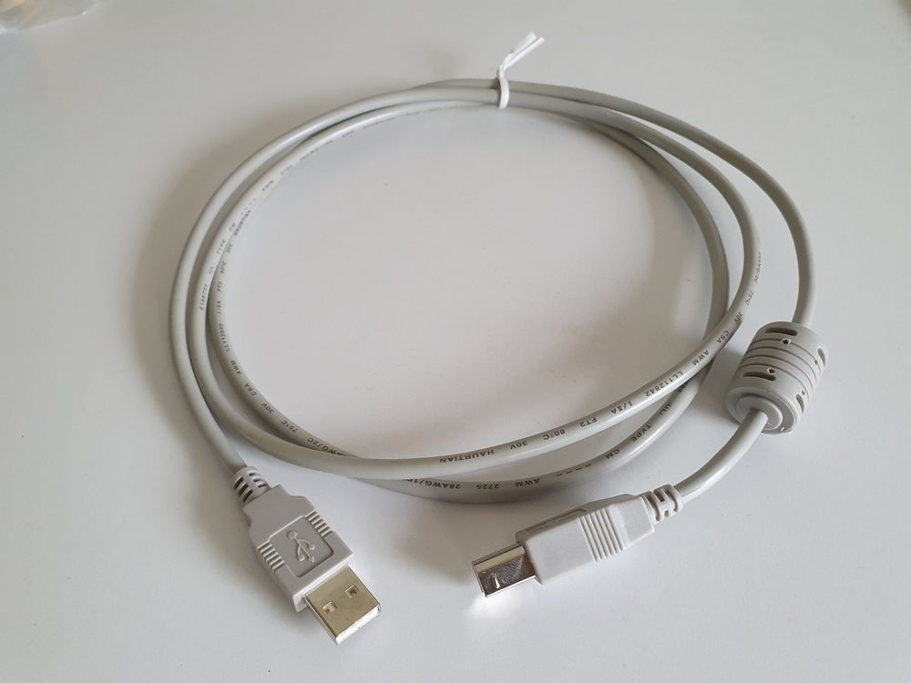 Universal Serial Bus (USB)-Schnittstellenkabel mit Ferrit | Kaufen auf Ricardo