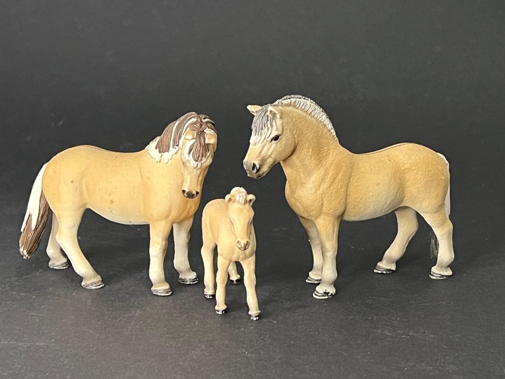 Schleich Fjordpferde Stute Hengst Fjordpferd Fjord Pferd (Gebraucht) in Ennetbaden für CHF 45 ...