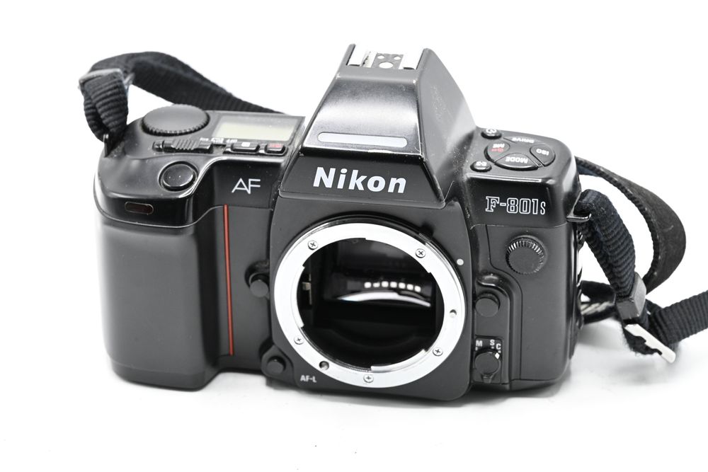 Nikon F-801s Body | Kaufen auf Ricardo