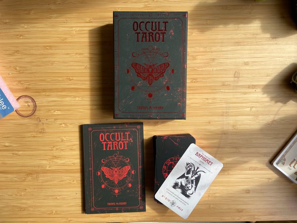 Occult Tarot by Travis McHenry (Gebraucht) in Zürich für CHF 18 – mit ...