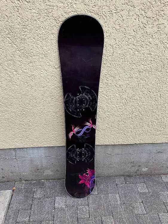 Snowboard Never Summer, 151 cm (Gebraucht) in Hinwil für CHF 59 – nur ...