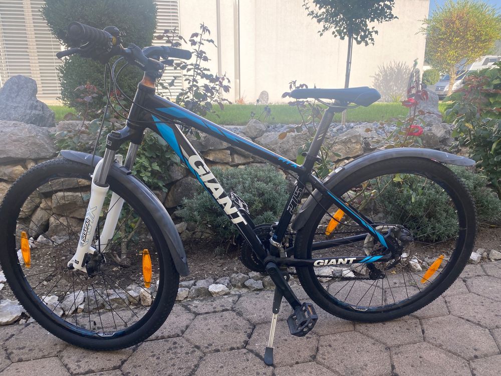 Mountainbike GIANT 27.5“ (Gebraucht) in Biberist für CHF 96 – nur ...