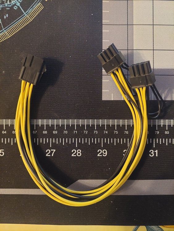 Pcie Splitter 6 pin to dual 8 pin (6+2) | Kaufen auf Ricardo