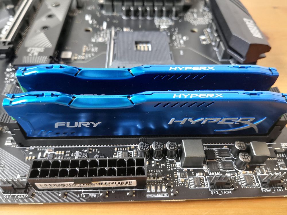 2x8 GB DDR4-3200 Desktop RAM (Blue) (Gebraucht) in Zürich für CHF 39 ...