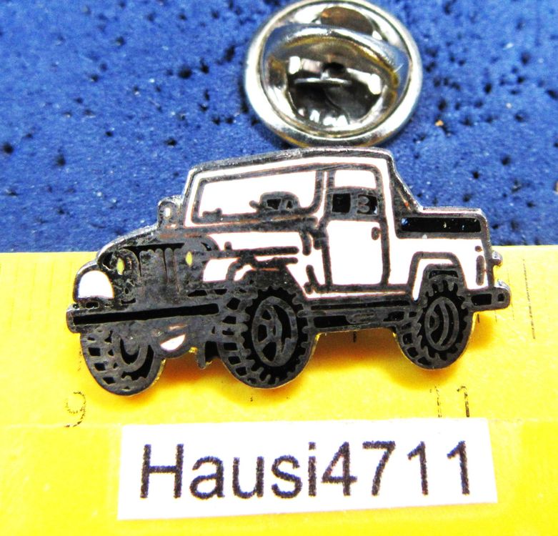AUTO-PIN JEEP PICK-UP WEISS ENAMEL SILBRIG | Acheter sur Ricardo