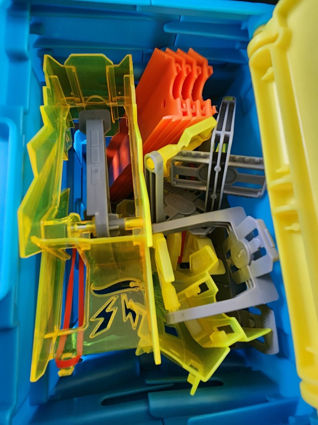 Hot Wheels Track Builder Box, komplett, viel Spass! (Gebraucht) in Thun ...