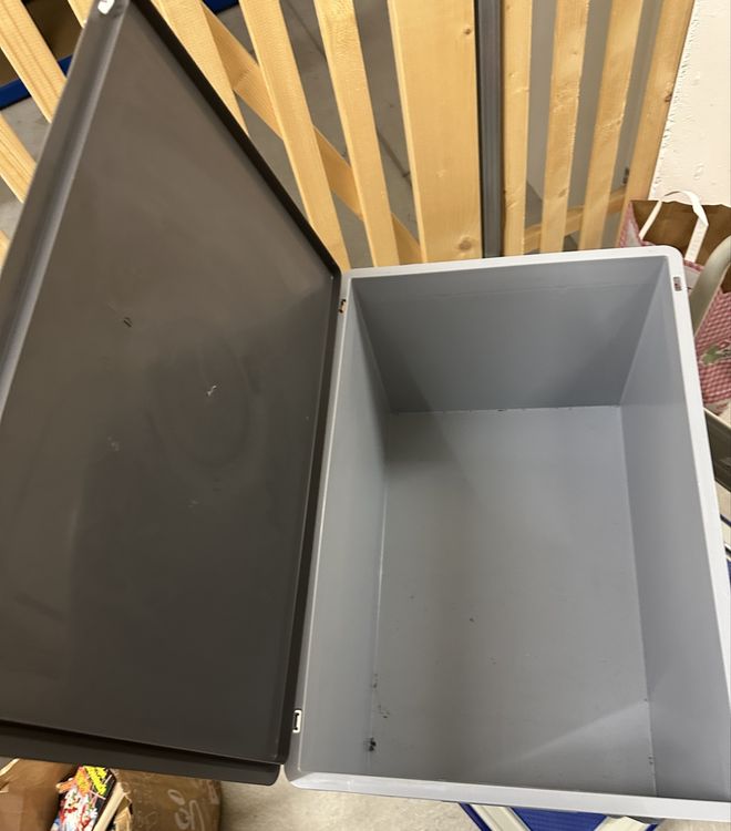 2x RAKO Box mit Deckel stapelbar grau (Gebraucht) in Binningen für CHF ...