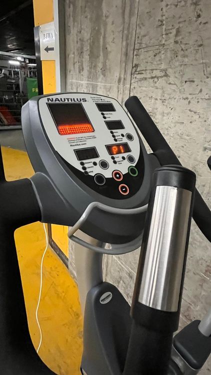 Nautilus NE 2000 Ellipsentrainer – Top Zustand, Winterfit! (Gebraucht ...