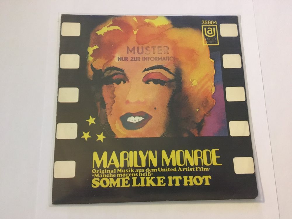 NUR COVER: MARILYN MONROE (Gebraucht) in Bassersdorf für CHF 1 – mit Lieferung auf Ricardo kaufen